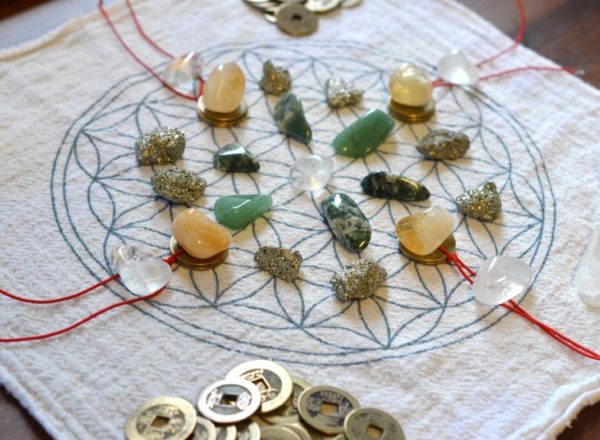 How to Make Crystal Grids [6 Easy Steps] - Crystalopedia